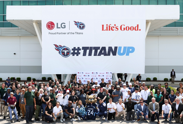 LG전자, 美 테네시 NFL팀 후원 연장… 지역사회와 소통 - 동행미디어 시대